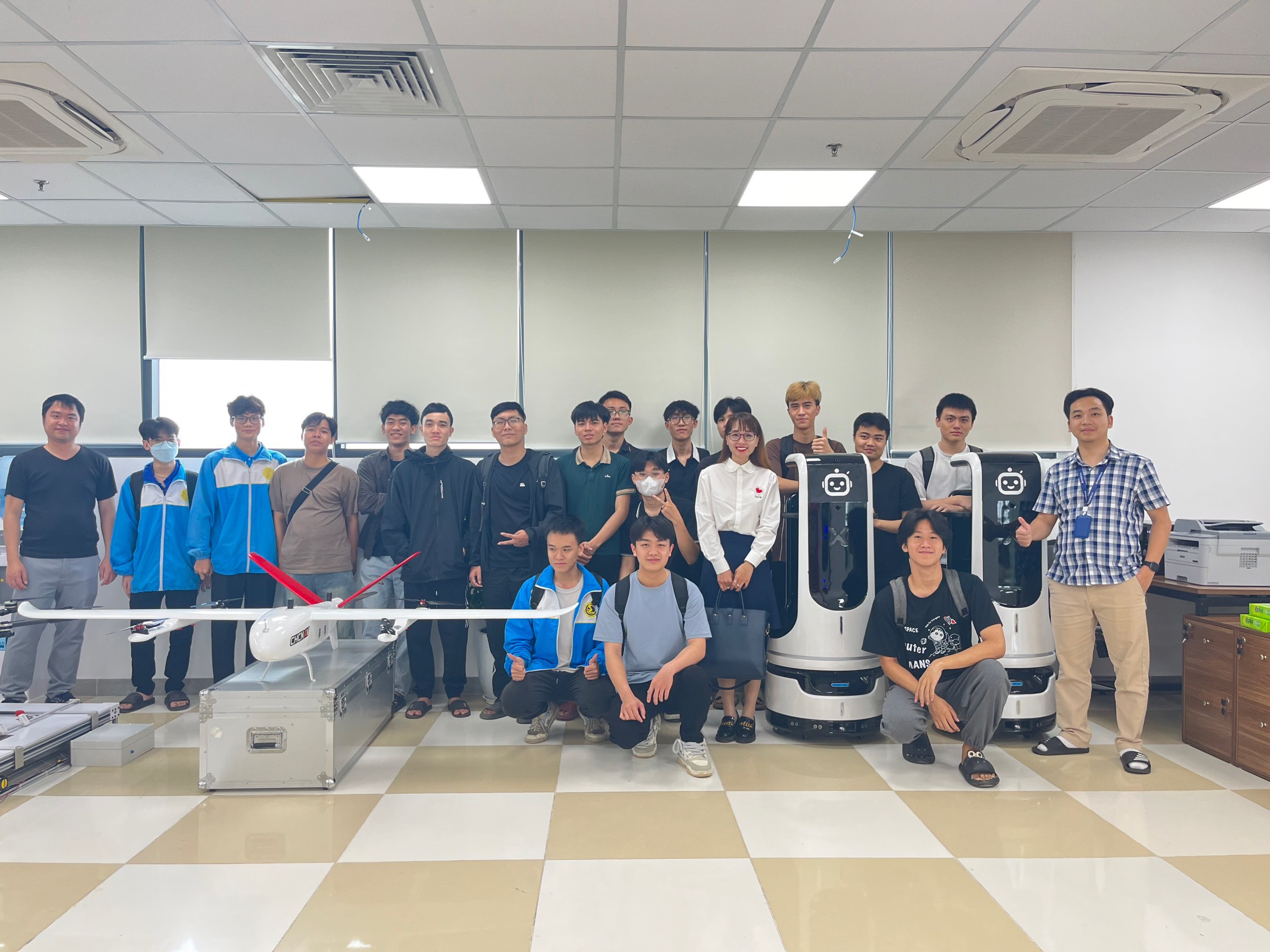 Phenikaa-X Welcomes Students Of Robotics & AI To Join Exchange Sessions ...